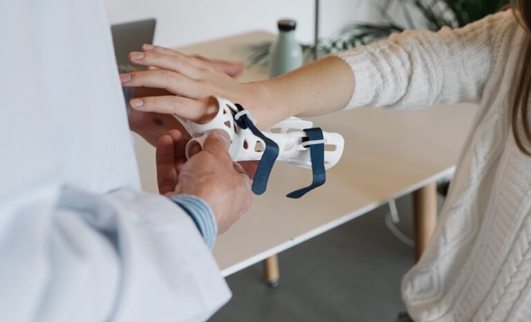 Quel est le rôle d'un expert médical